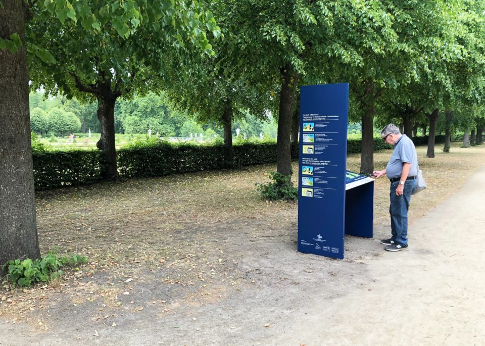 Information panels guidance system Charlottenburg Palace – werk5